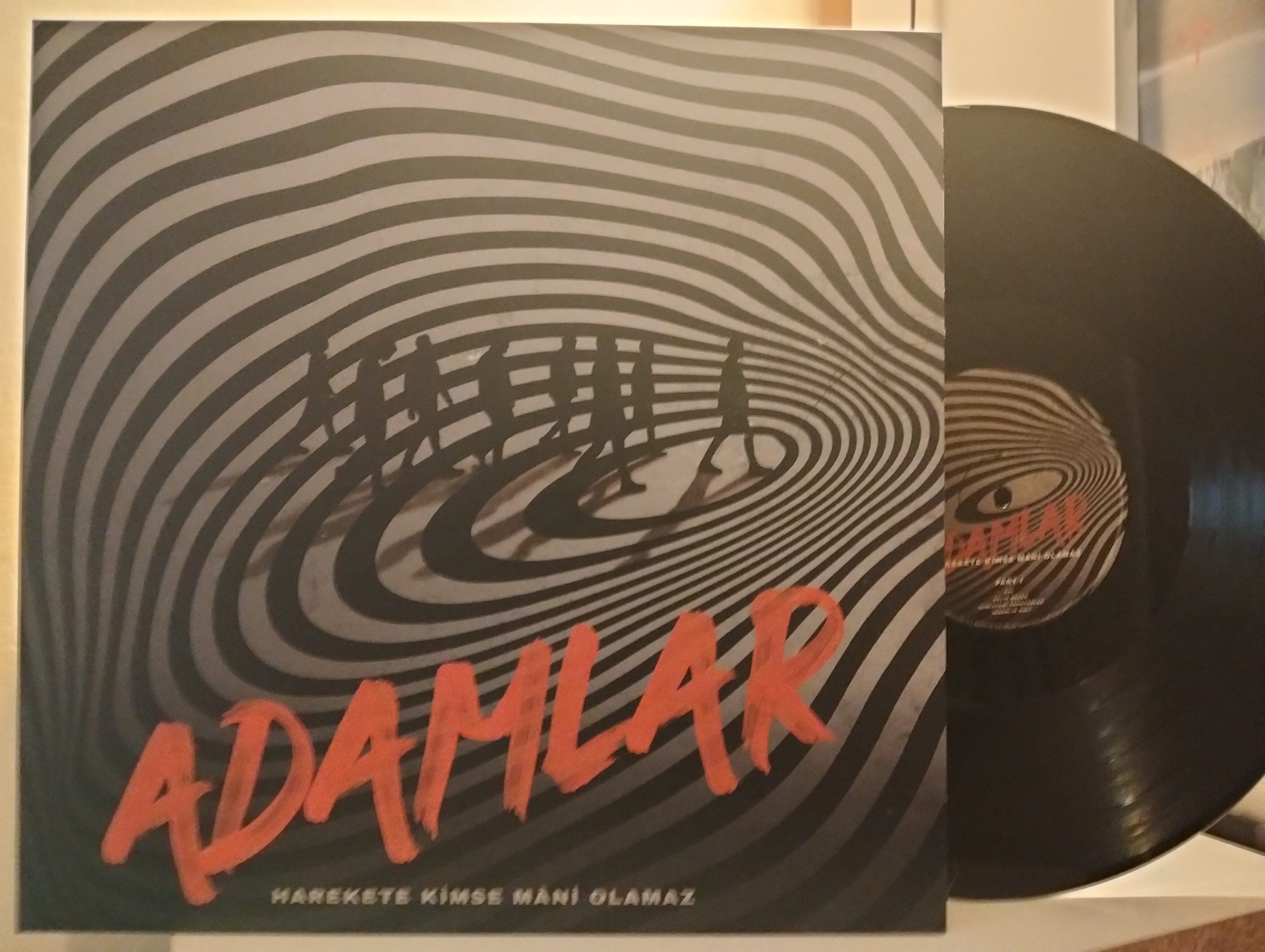 Adamlar – Harekete Kimse Mâni Olamaz - Yerdeniz Plak